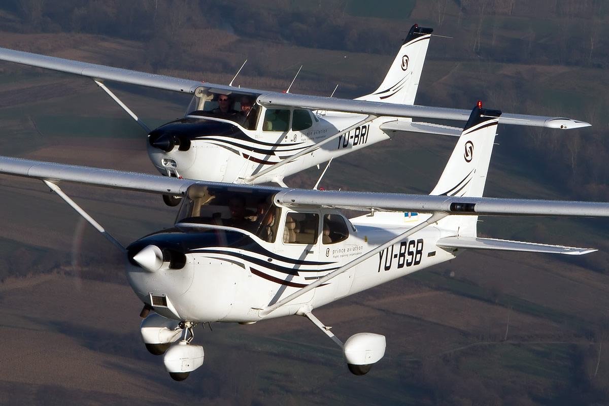 Cessna 172R Skyhawk - Prince Aviation